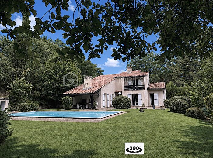 Maison 8 pièces à vendre à Graulhet, Nabeillou, Route de Lavaur