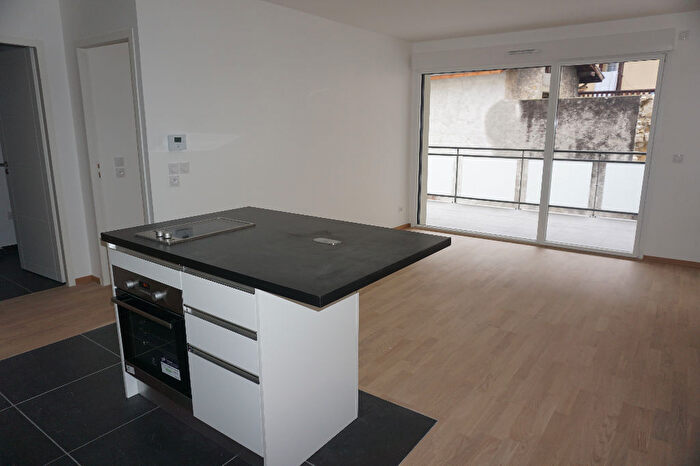 Appartement à louer - Aix-les-Bains, Centre-ville - 2 pièces - 1 chambre