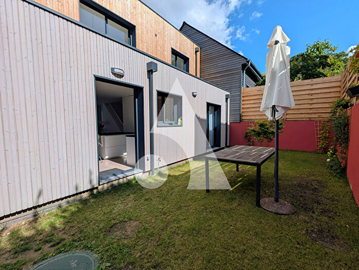 Maison à vendre - Montigny-lès-Cormeilles, Village - 5 pièces - 3 chambres