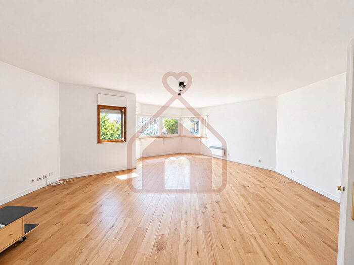 Appartement 4 pièces à Le Kremlin-Bicêtre, Mairie, Salengro, à vendre