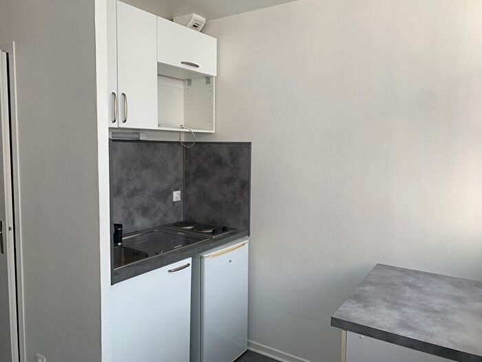 Appartement 1 pièce à louer - Grenoble, Eaux-Claires, Mistral