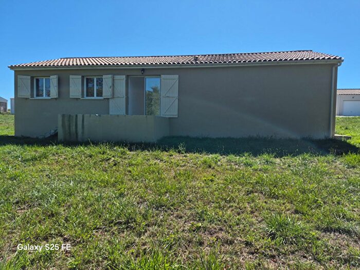 Saint-Ciers-du-Taillon - Maison 4 pièces à vendre