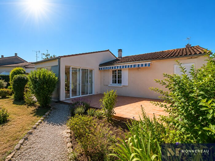 Maison 4 pièces à vendre - Baignes-Sainte-Radegonde