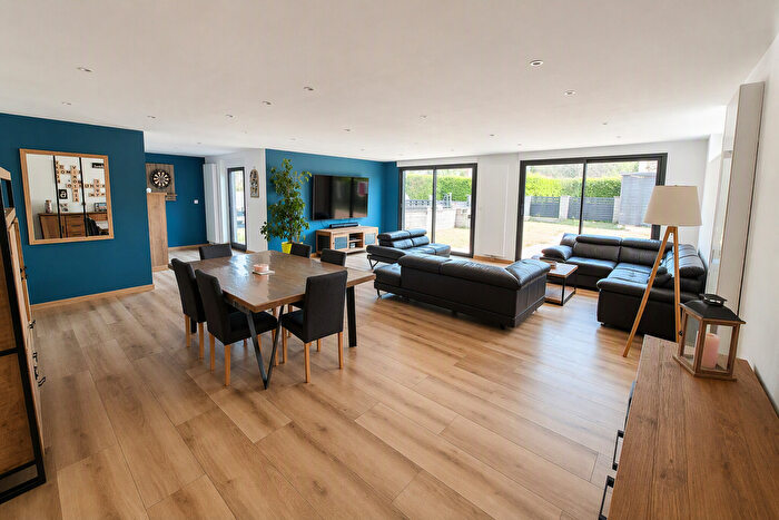 Maison 6 pièces à vendre à Hallennes-lez-Haubourdin