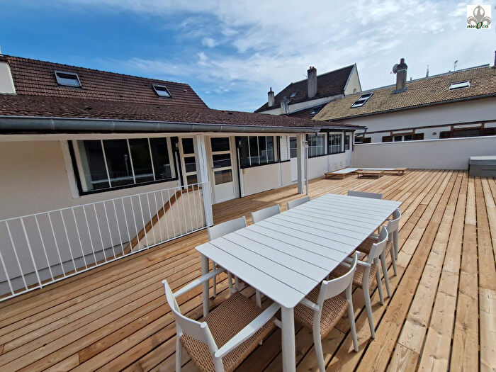 Appartement 11 pièces à vendre à Beaune, Maladière