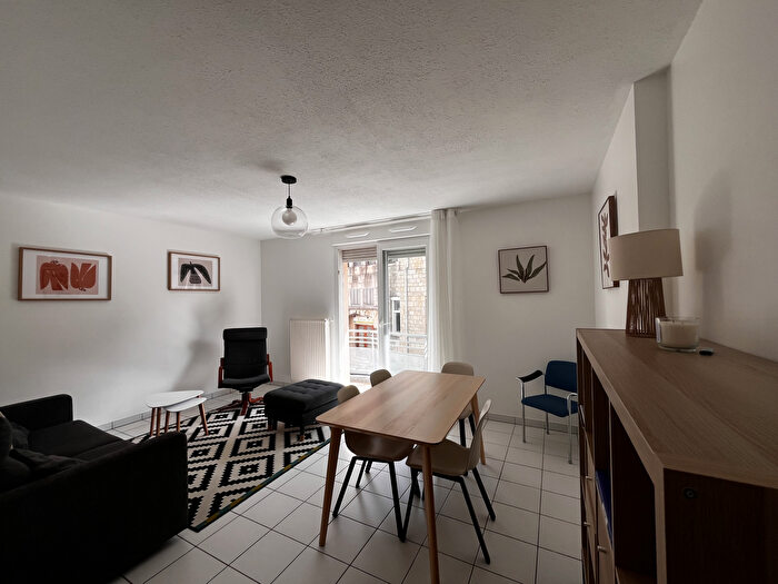 Rodez, Amphithéatre : Appartement 2 pièces à louer