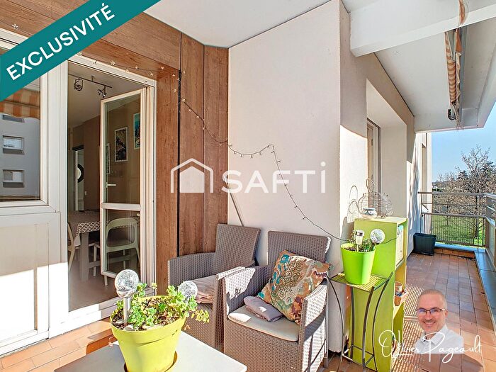 Appartement à vendre - Lyon e , Etats Unis - 4 pièces - 2 chambres