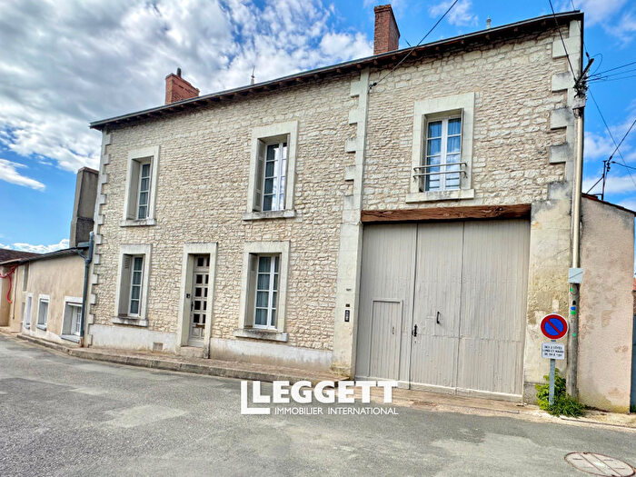 Maison à vendre - Mirebeau - 6 pièces - 3 chambres