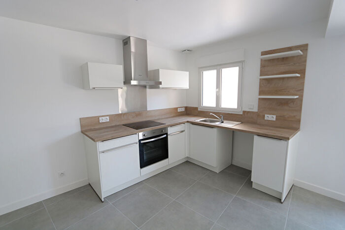 Maison à louer - Orléans, La Binoche - 5 pièces - 4 chambres