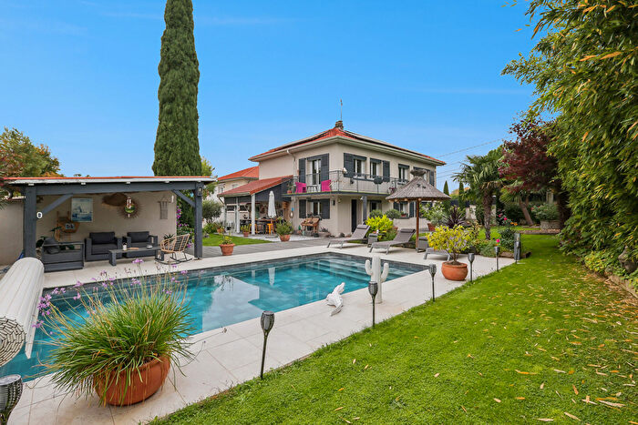 Maison à vendre - Rillieux-la-Pape, Perica, Village - 6 pièces - 3 chambres