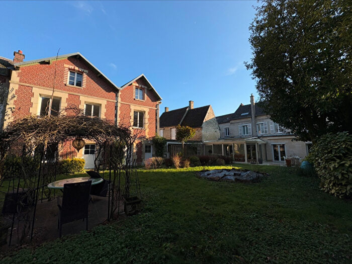 Maison à vendre - Cires-lès-Mello - 8 pièces - 4 chambres