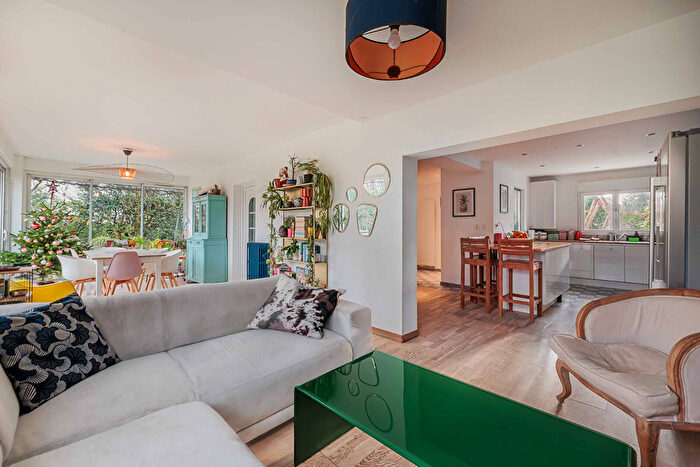 Maison à vendre - Villeneuve-Tolosane - 6 pièces - 5 chambres