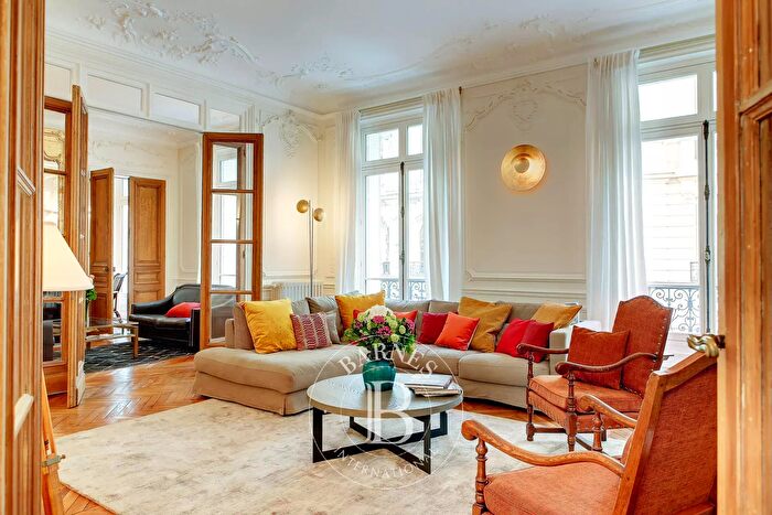 Appartement à louer - Paris e , Saint-Thomas dAquin, Bac, Musée dOrsay - 7 pièces - 4 chambres