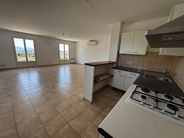 Maison 3 pièces à Roquevaire, à louer