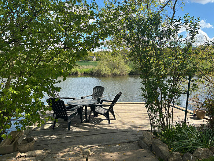 Maison à vendre - Saint-Jean-sur-Mayenne - 2 pièces - 1 chambre