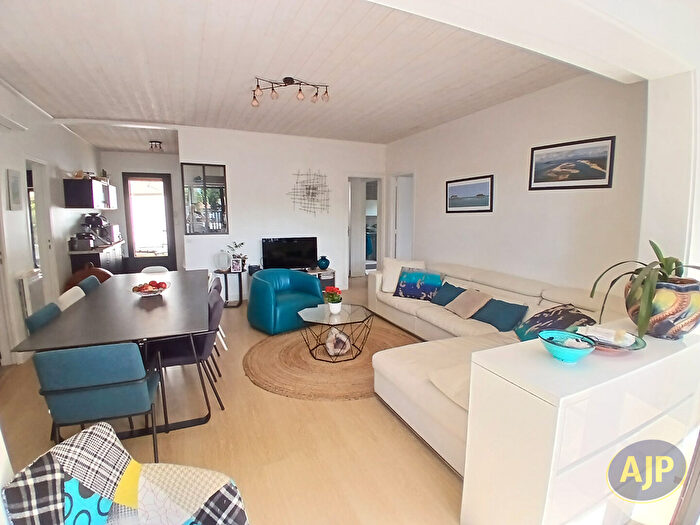 Maison 5 pièces à Andernos-les-Bains, Broustey, Falgouët, à vendre