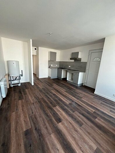 Appartement 2 pièces à Burie, à louer