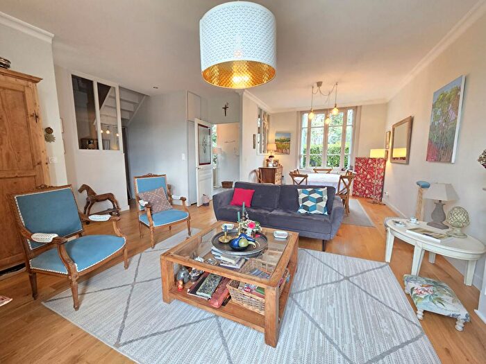 Maison à vendre - Tassin-la-Demi-Lune, LHorloge - 7 pièces - 5 chambres