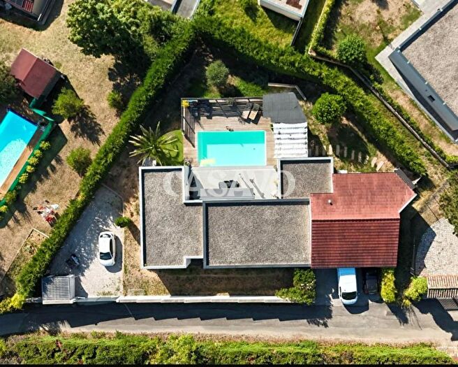 Maison à vendre - Reventin-Vaugris - 5 pièces - 4 chambres