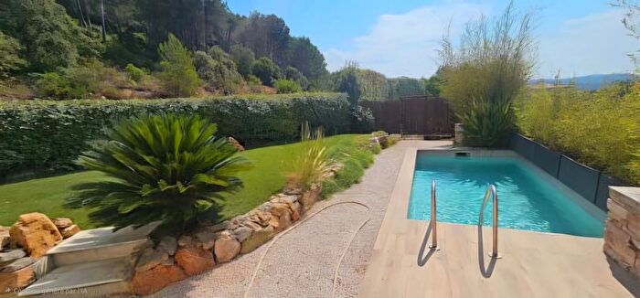 Solliès-Pont : Maison 4 pièces à vendre