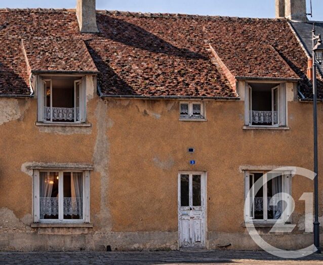 Maison à vendre - Lorcy - 6 pièces - 4 chambres