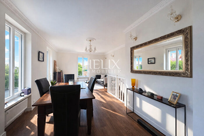 Maison à vendre - Maisons-Laffitte, Ouest - 5 pièces - 5 chambres