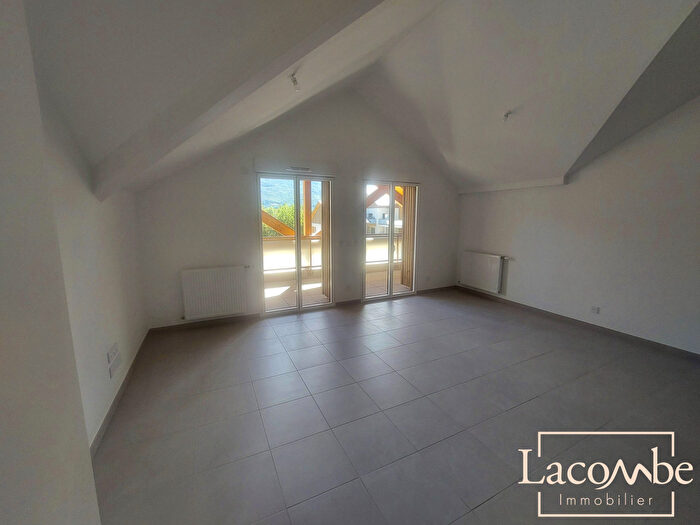 Gilly-sur-Isère : Appartement 4 pièces à louer
