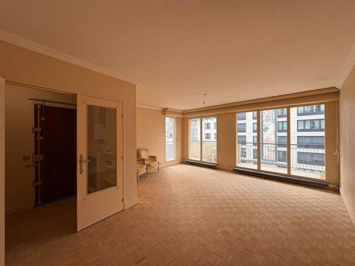 Appartement à louer - Reine-Mairie, Boulogne-Billancourt - 4 pièces - 3 chambres