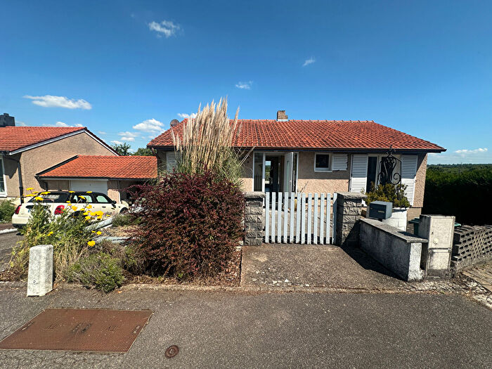 Maison à vendre - Montois-la-Montagne - 6 pièces - 4 chambres