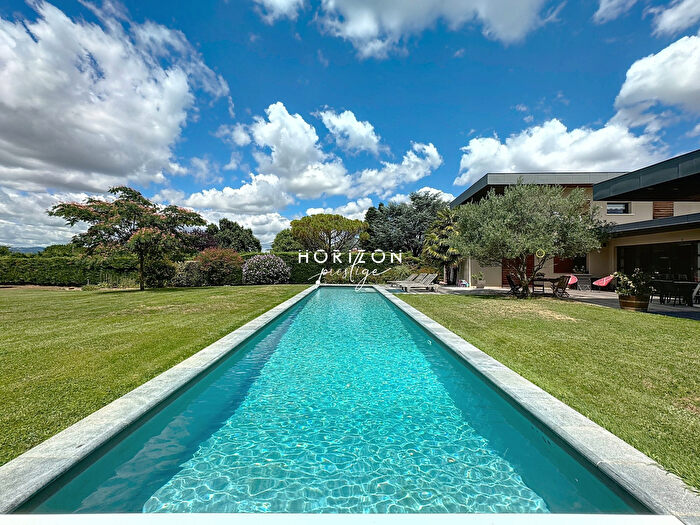 Maison à vendre - Saint-Genis-Laval - 8 pièces - 4 chambres