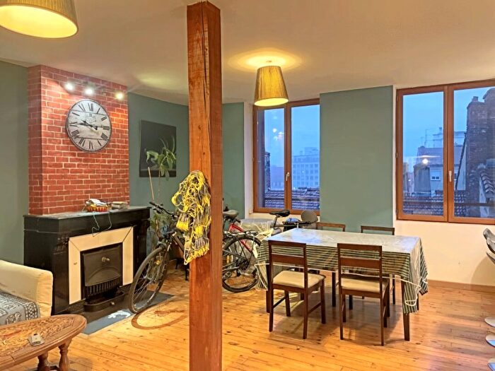 Appartement à vendre - Saint-Étienne, Crêt de Roc - 3 pièces - 2 chambres