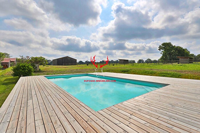 Maison à vendre - Bourg-en-Bresse - 10 pièces - 7 chambres