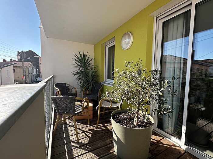 Appartement à vendre - Clermont-Ferrand, Herbet, Brezet, Saint-Jean - 3 pièces - 2 chambres