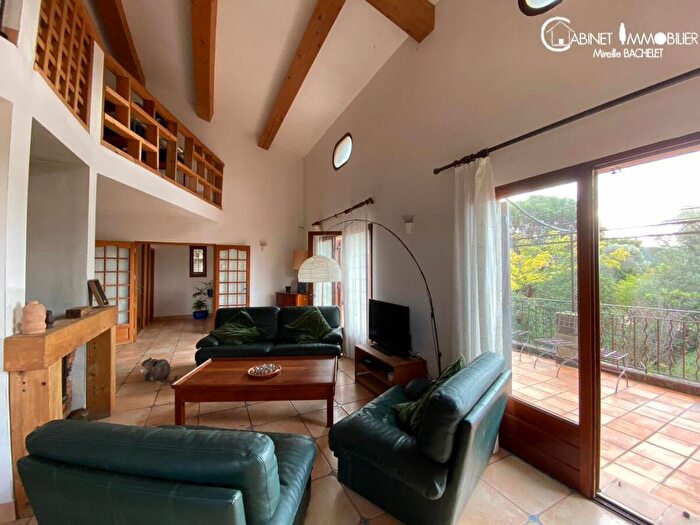 Maison à vendre - Ceyreste - 7 pièces - 5 chambres