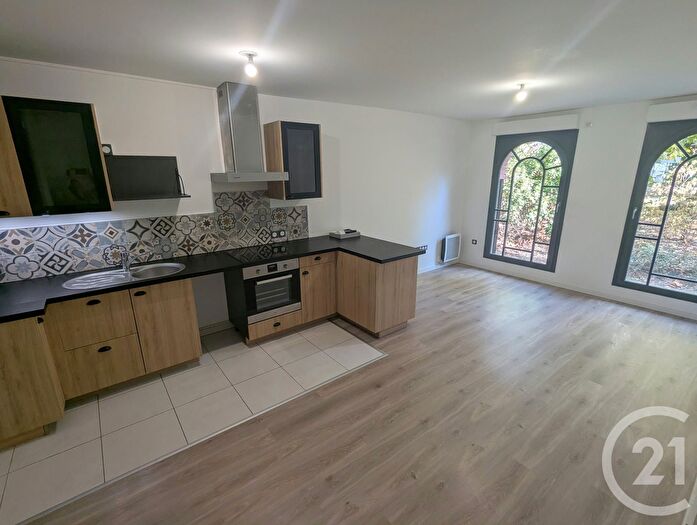 Verneuil-sur-Seine, Centre-ville, Gare : Appartement 3 pièces à louer