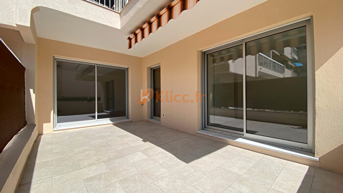 Appartement à vendre - Vallauris, Centre-ville - 3 pièces - 2 chambres