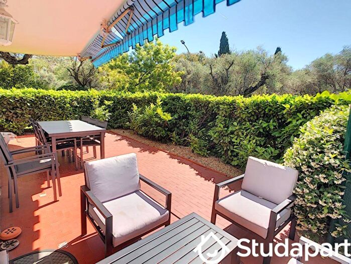 Appartement à louer - La Colle, Antibes - 4 pièces