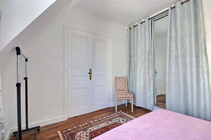 Appartement à louer - Dupleix-Motte Picquet, Paris ème - 2 pièces - 2 chambres