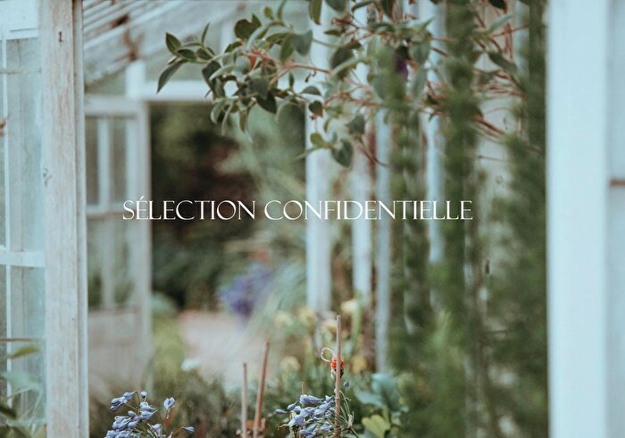 Maison à vendre - Montfort-lAmaury - 7 pièces - 4 chambres