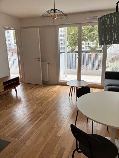 Appartement à louer - Issy-les-Moulineaux - 2 pièces - 1 chambre