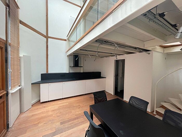 Appartement 2 pièces à Montmartre, Paris 18ème arrondissement, à louer