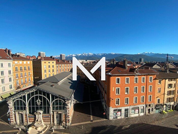 Saint Laurent, Grenoble : Appartement 3 pièces à louer
