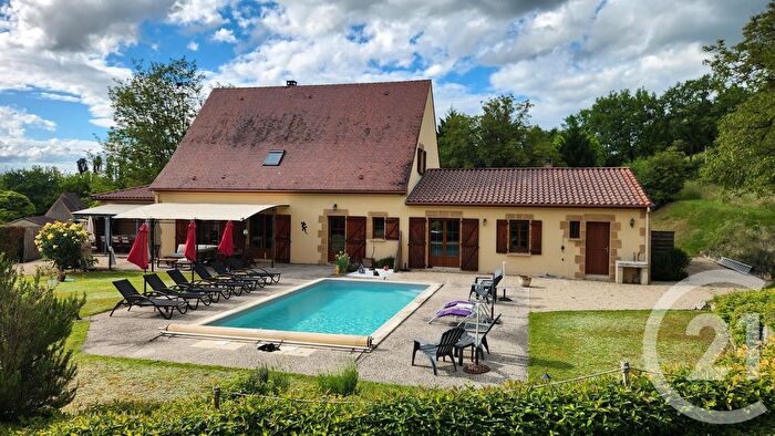 Maison 9 pièces à vendre à Castelnaud-la-Chapelle