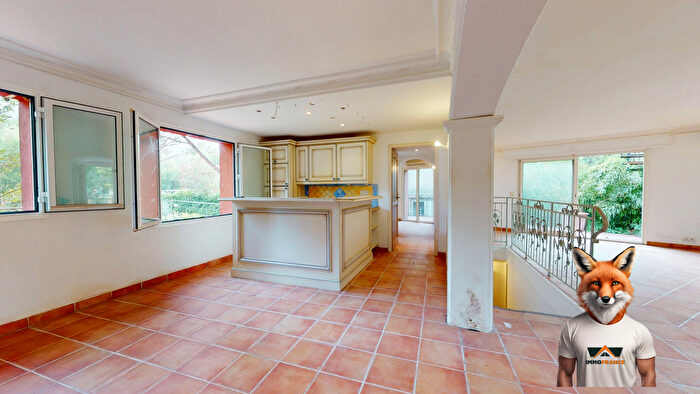 Appartement à vendre - Cogolin - 6 pièces - 4 chambres