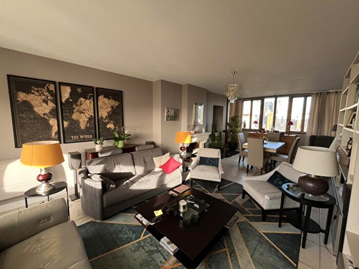 Appartement à vendre - Bourges - 4 pièces - 2 chambres