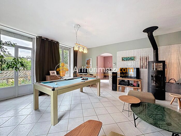 Maison à vendre - Saint-Savin - 7 pièces - 5 chambres