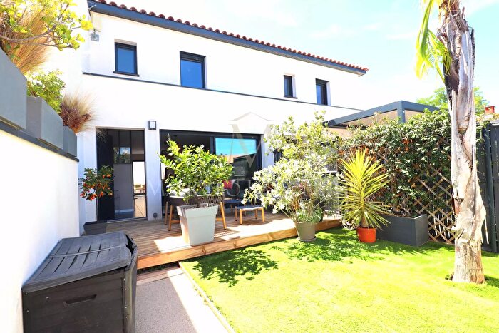 Maisons à vendre et appartements à louer - 1