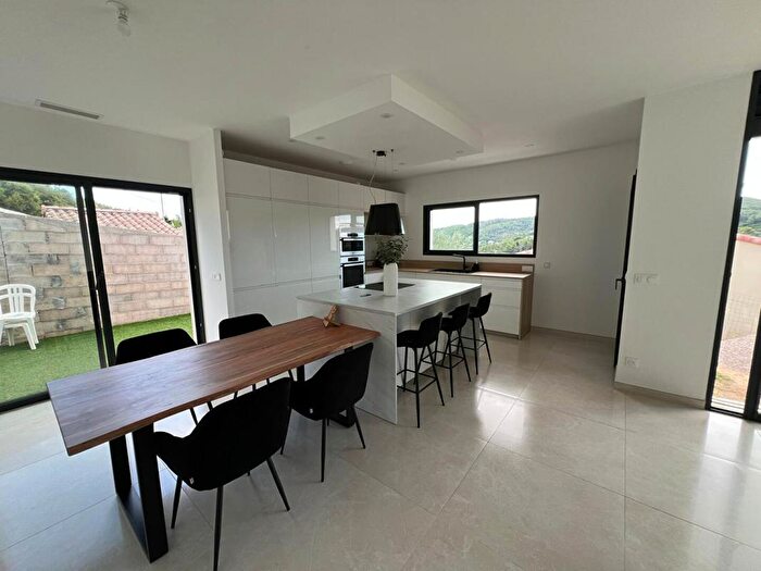 Maison à vendre - Clermont-lHérault - 6 pièces - 4 chambres