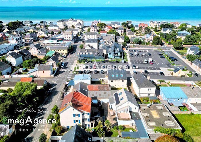 Jullouville : Maison 7 pièces à vendre