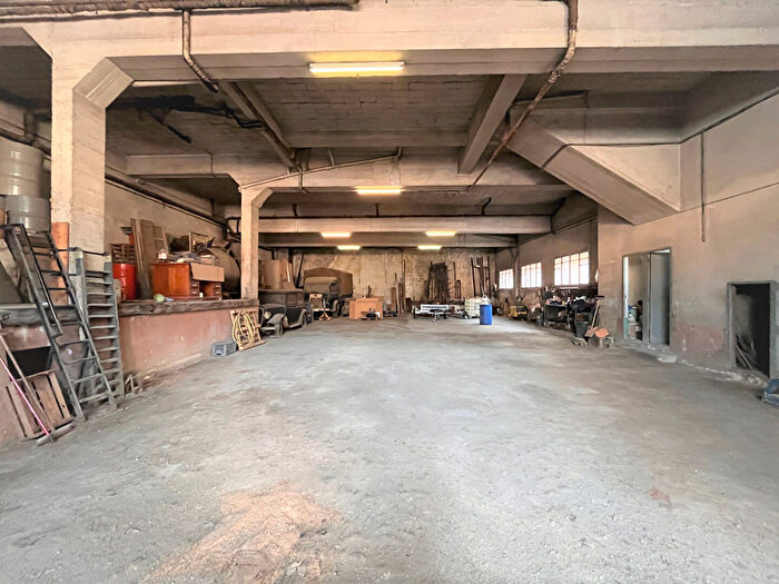 Maison à vendre - Apt - 7 pièces - 5 chambres